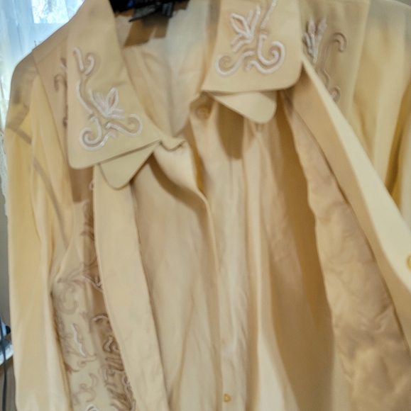 IB Diffusion | Tops | 2696 Ib Diffusionsize 2 Blouse And Vest Gold ...